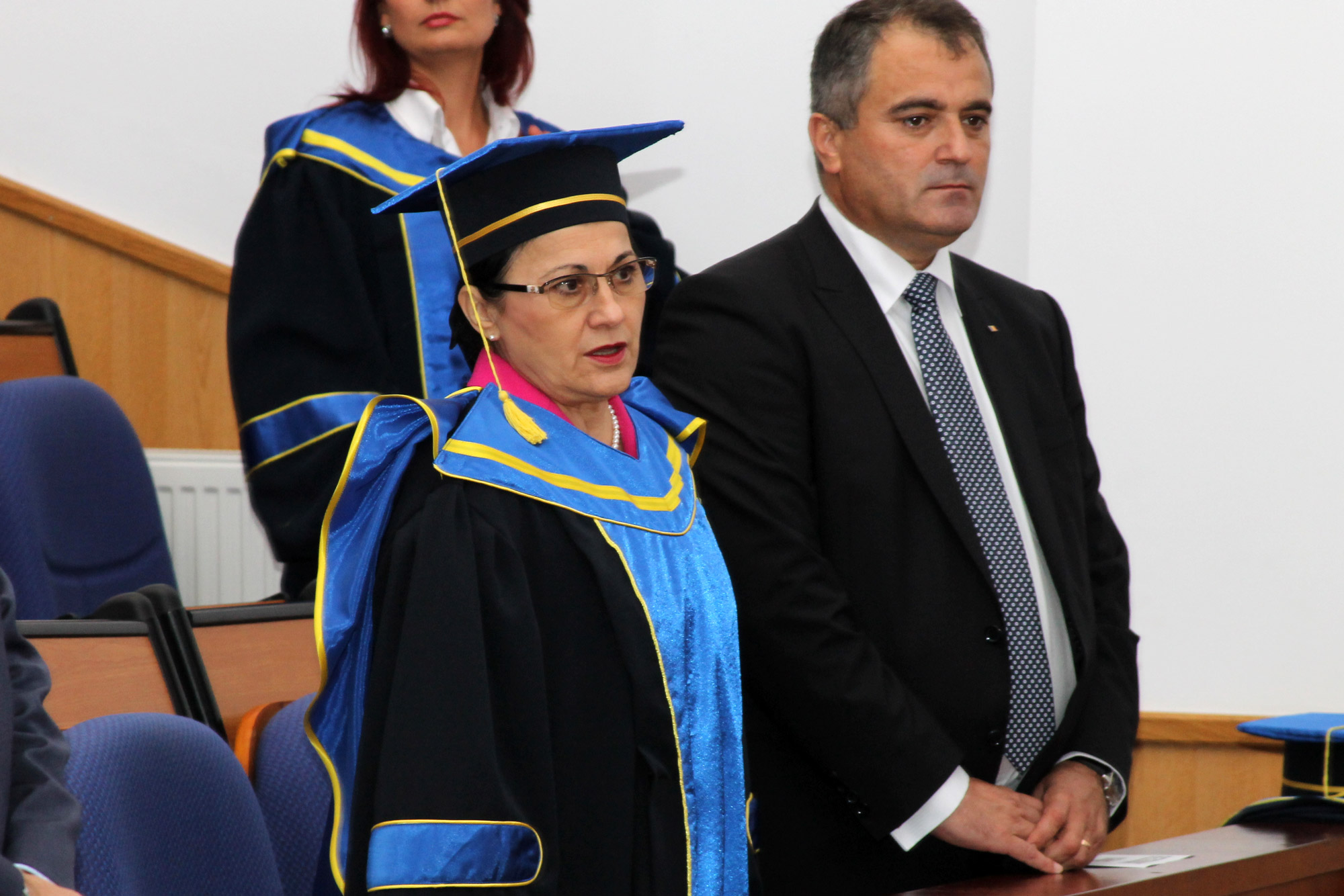 Un secretar de stat şi un director din Ministerul Educației, şefi în ...