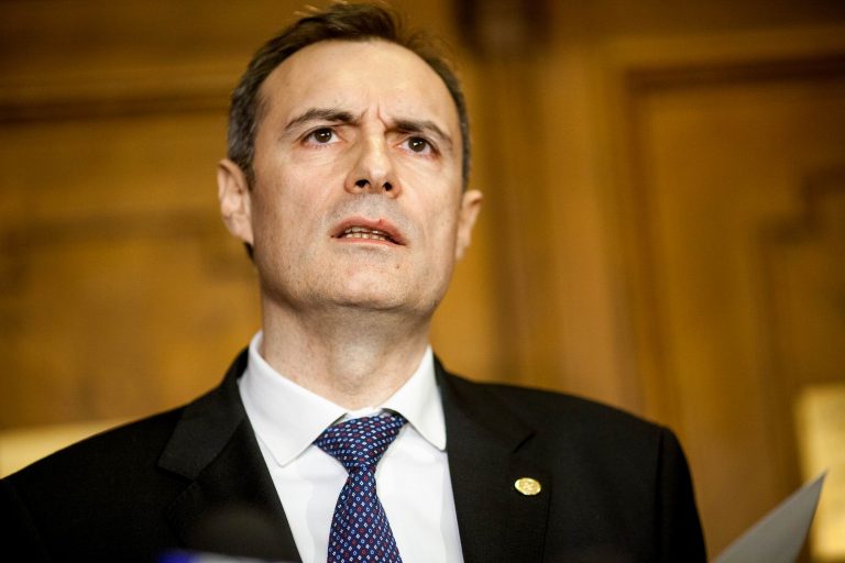 Dosarul de conferențiar universitar al generalului Florian Coldea ...